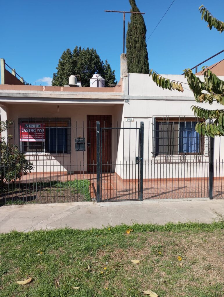 Villa de Mayo PH Al Frente – Castroyob